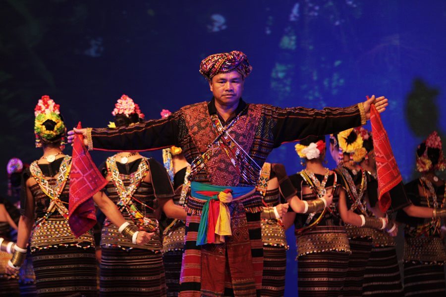 Festival Notolon Tarob ( Festival Gerhana Matahari)