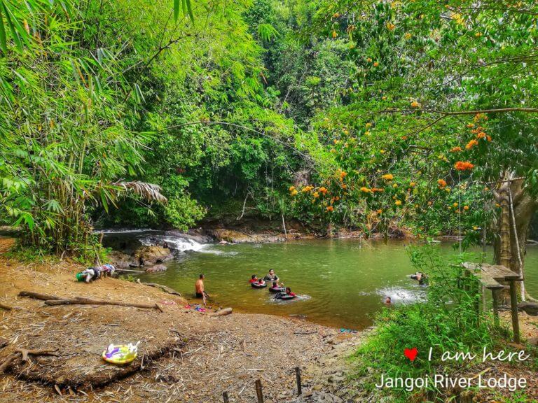 6 Tempat Berkelah Best Di Kuching Yang Anda Boleh Terokai
