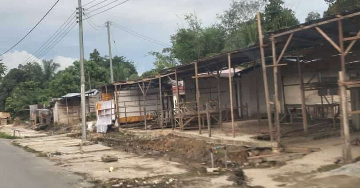 Pasar Serikin Diroboh Bagi Memberi Laluan Pembinaan Semula Sistem ...