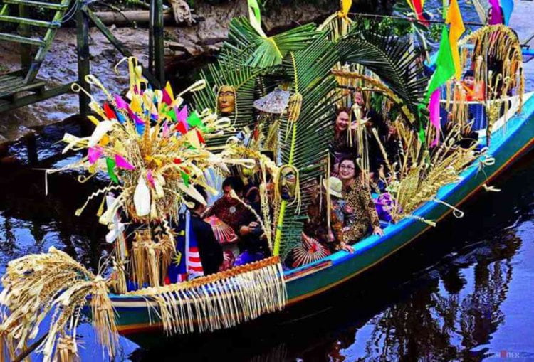 Dikenali Sebagai 'Pagan', Ketahui Kepercayaan Animisme Etnik Melanau ...