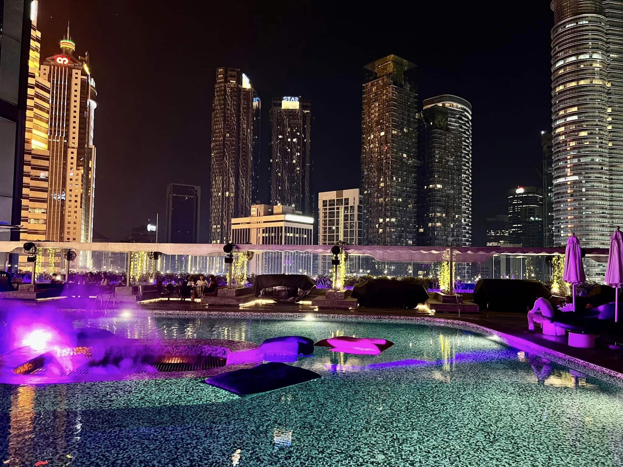 Bakal Menjadi Sky Bar Pertama Di Kuching, Hotel Impiana Yang ...