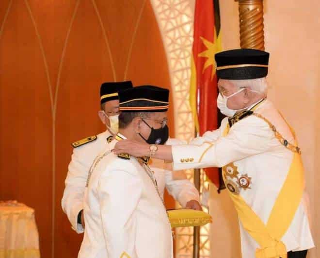 Ketahui Jenis Kurniaan Darjah Kebesaran, Bintang Dan Pingat Negeri Di ...