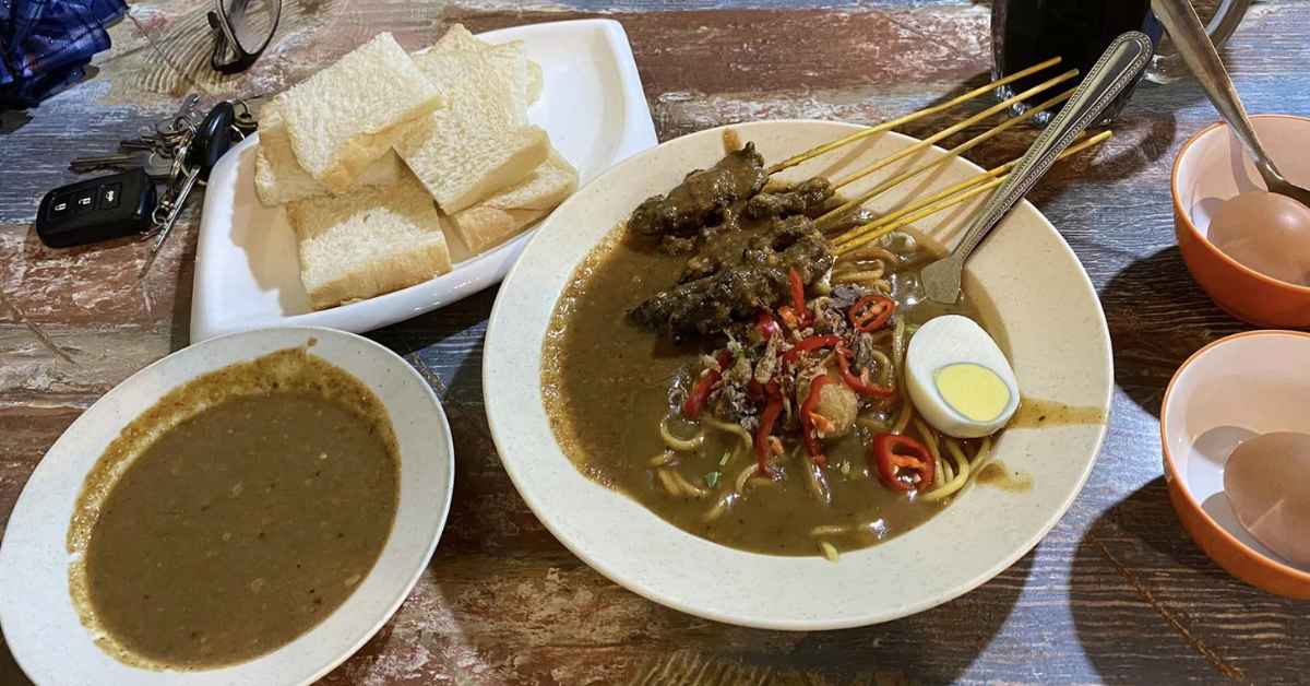 Legend Di Kuching, Mi Jawa Rabak Ini Jadi Menu 'Breakfast' Kegemaran ... Legend Di Kuching, Mi Jawa Rabak Ini Jadi Menu 'Breakfast' Kegemaran ...
