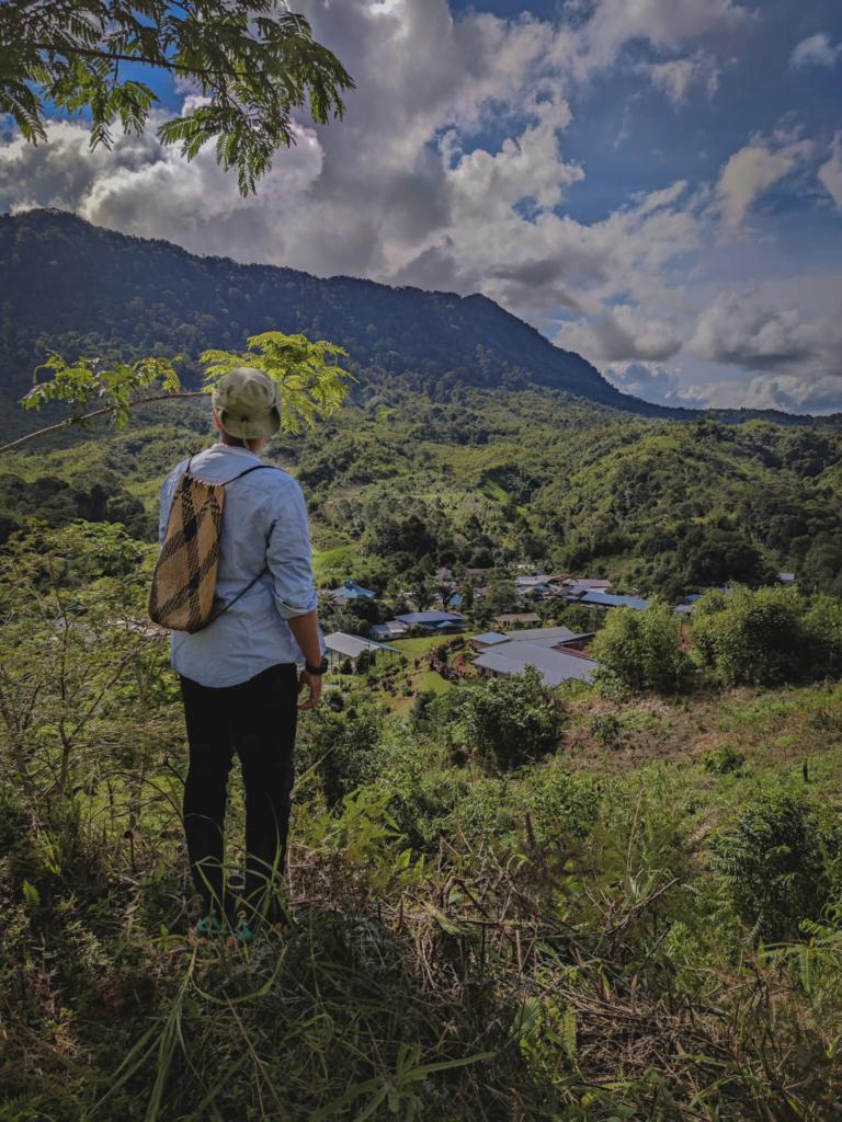 Trail Mudah Dan Santai, Terokai Keindahan Senah Rayang Waterfall Di Padawan