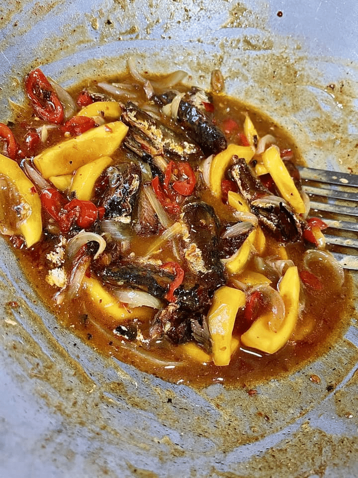 Lebih 13K Share, Wanita Ini Kongsi Resipi Sardin Pedas 'Smiling Fish ...