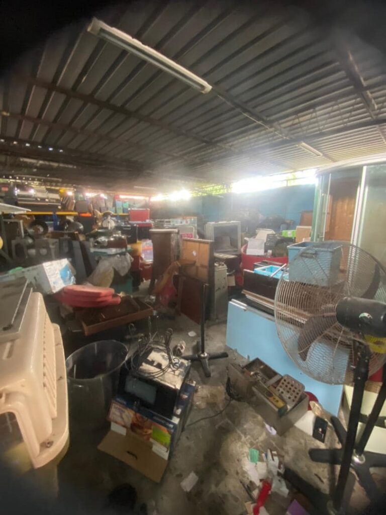 Stor Dipecah Masuk Pencuri Di Desa Wira Kuching, Lelaki Ini Alami ...