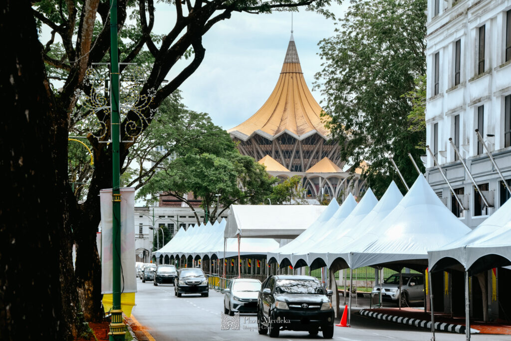 Sempena Sambutan 60 Tahun Merdeka, Kerajaan Sarawak Sediakan Bas ...