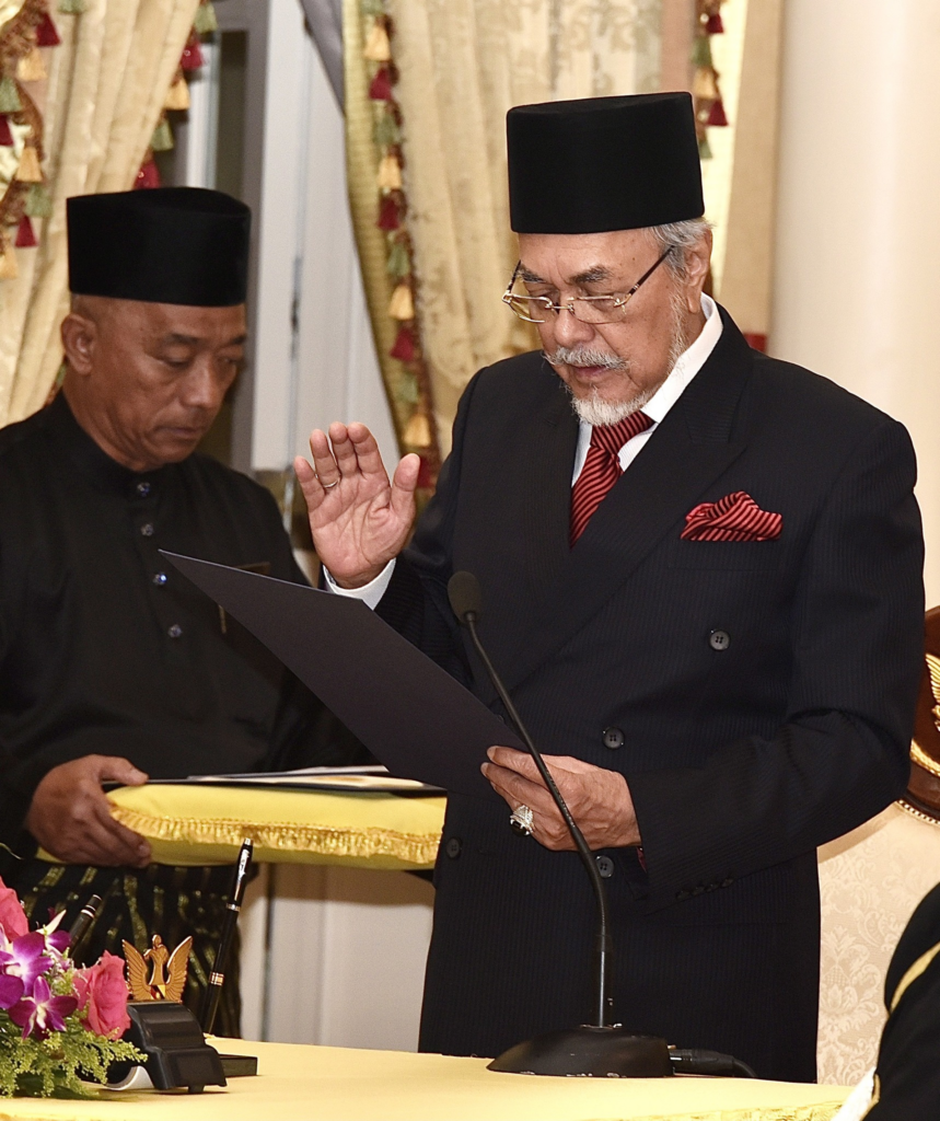 Kenali Tan Sri Mohamad Asfia Awang Nassar, Pemangku TYT Sarawak Terkini