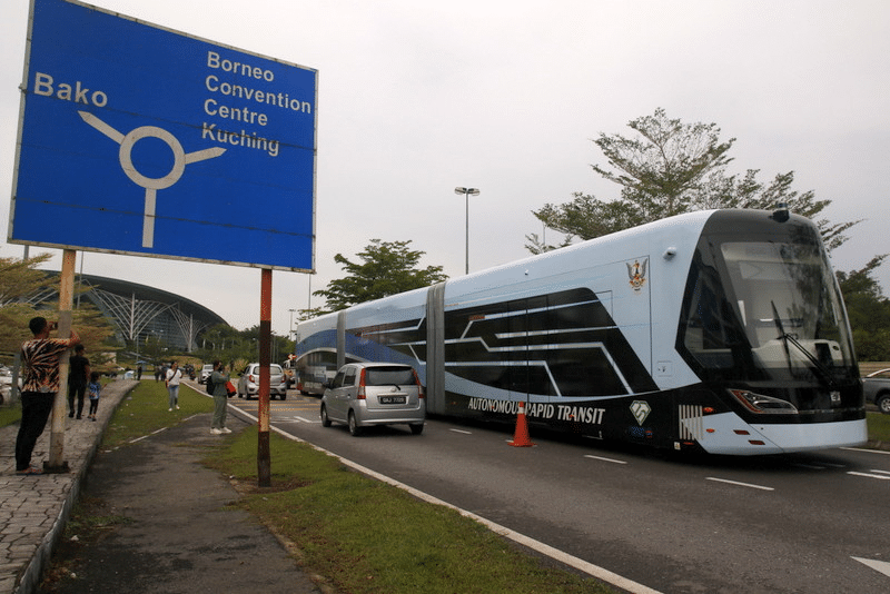 Bakal Siap November Ini, Laluan Percubaan ART Kuching-Samarahan Kini ...