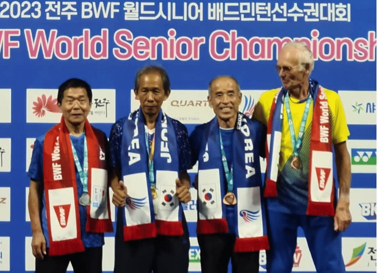 Dari Limbang Ke Podium Dunia, Zaini Garip Cipta Nama Jaguh Badminton ...