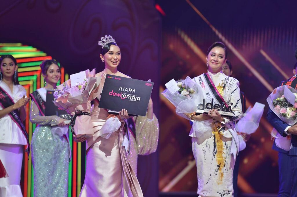 Peserta Kelahiran Sarawak, Nurelyana Baharin Muncul Juara Dewi Remaja 2023