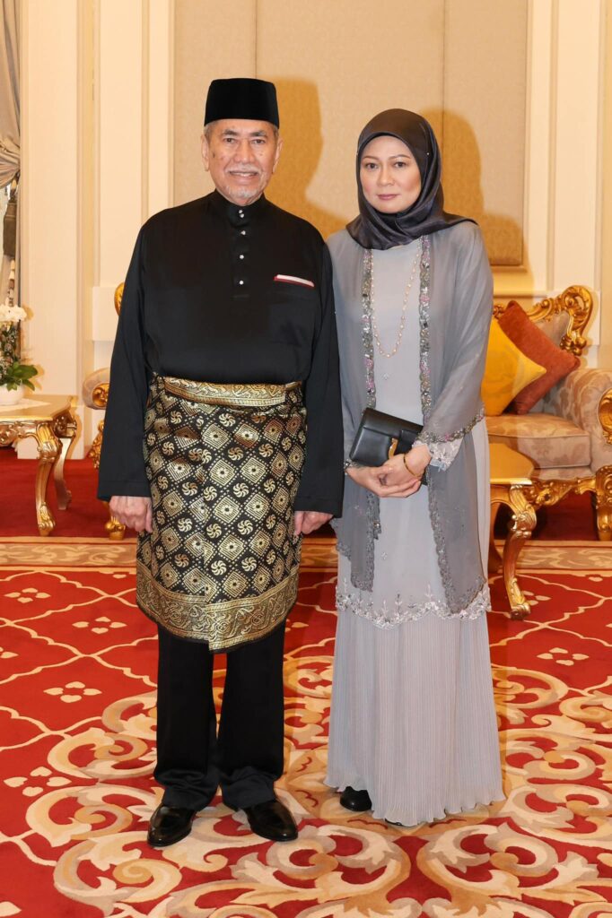 Kenali Tun Dr Wan Junaidi Tuanku Jaafar, TYT Sarawak Ke-8