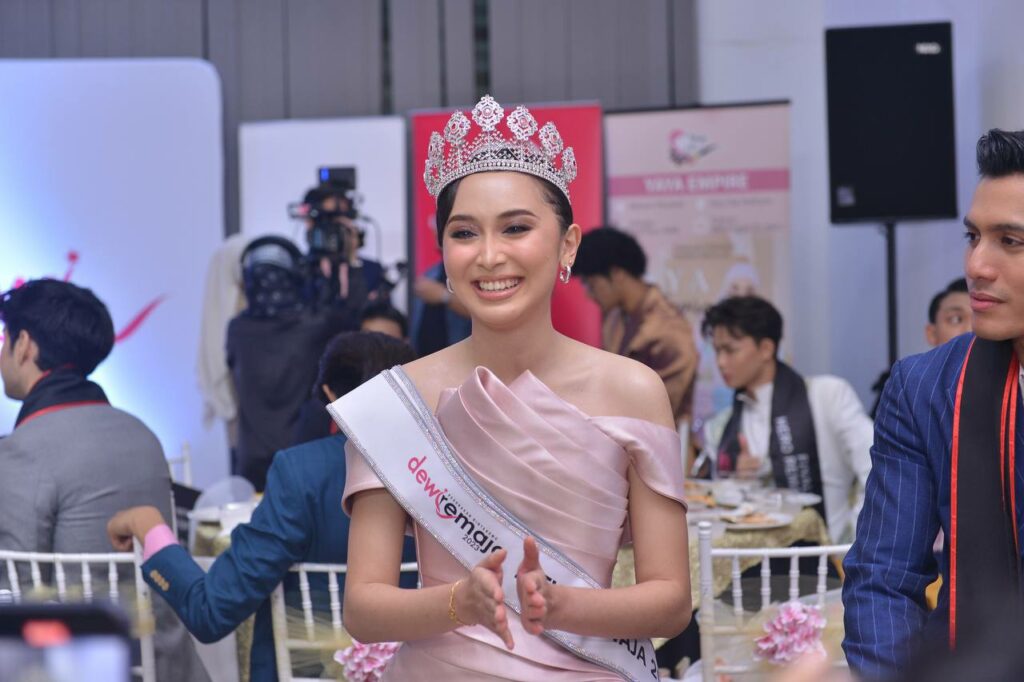 Kelahiran Bumi Kenyalang Jadi Juara Dewi Remaja 2023, Ini Biodata Nurel ...