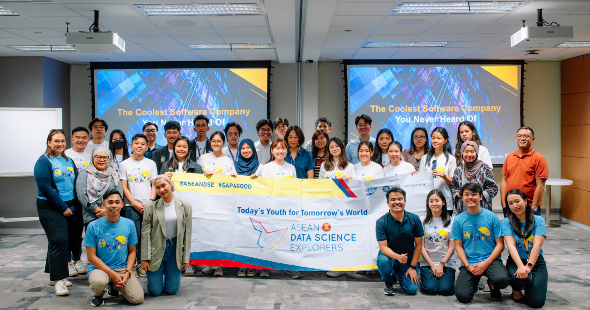 Dua Sekolah Wakil Sarawak Berjaya Mara Ke Peringkat Kebangsaan ASEAN Data Science Explorer 2024