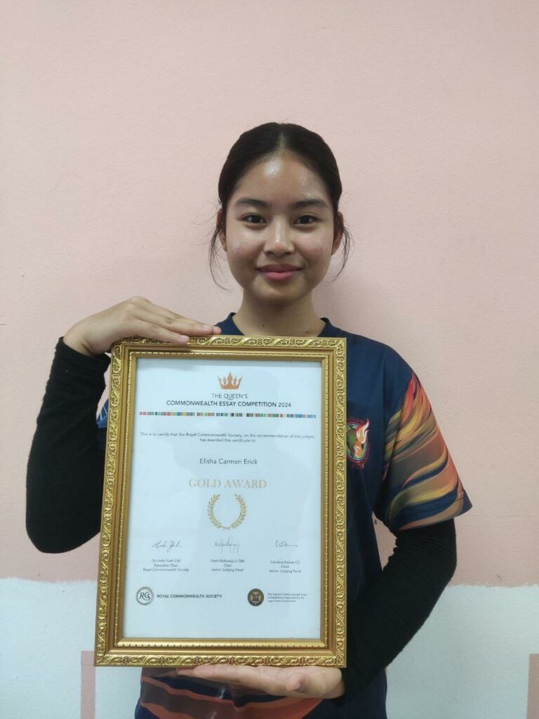 Sumandak Sabah Menang Anugerah Emas Pertandingan Esei The Queen’s ...