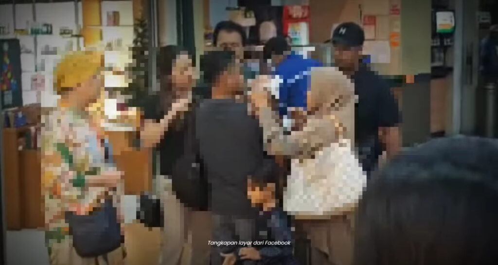 Tular Kanak-Kanak Cedera Akibat Pintu Kaca Pecah Di Pusat Beli-Belah Di Kuching