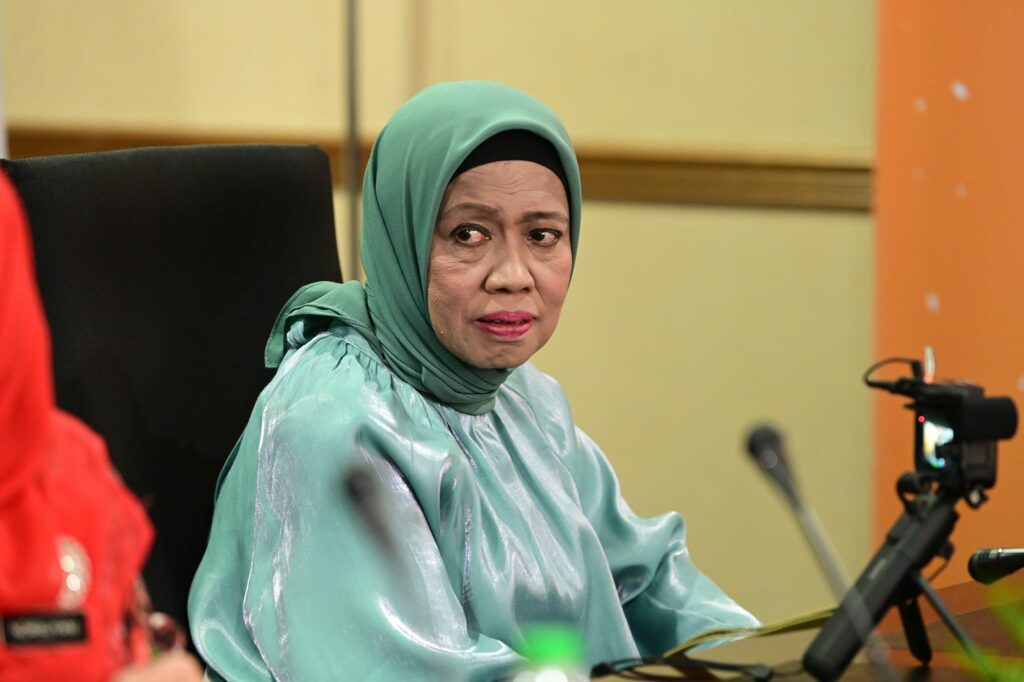 Penyanyi Lagenda, Zaiton Sameon Syukur Masih Terima Jemputan Menyanyi ...