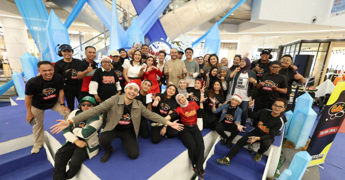 CATS FM Raikan Semangat Krismas Bersama Komuniti Di Kuching