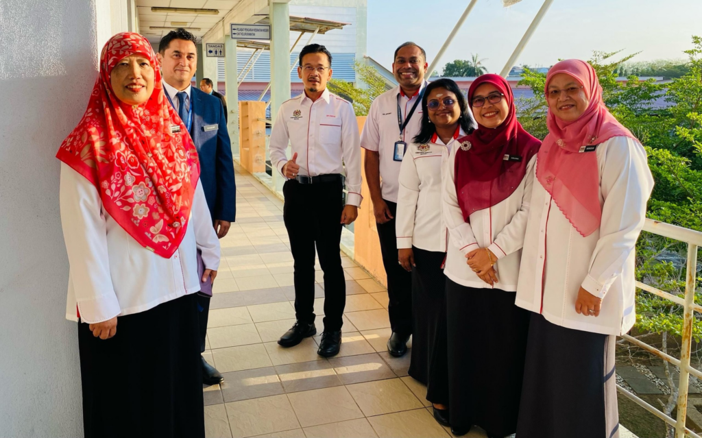 Anak Jati Sarawak, Dr. Ismuni Dilantik Sebagai Timbalan Ketua Pengarah ...